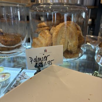 DOUCEUR DE FRANCE - Updated April 2025 - 317 Photos & 383 Reviews ...