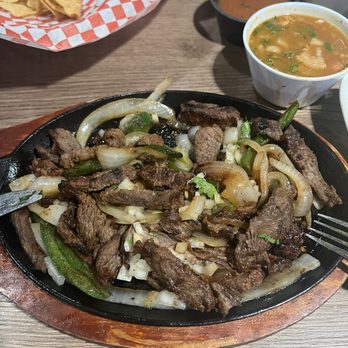 TRES BETOS TAQUERIA - Updated January 2026 - 220 Photos & 176 Reviews ...