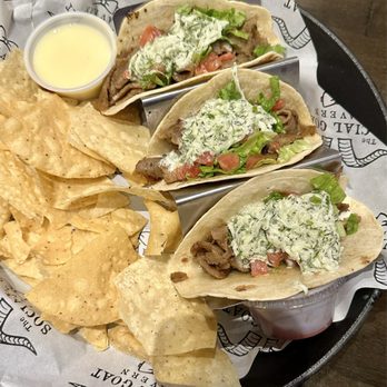 THE SOCIAL GOAT TAVERN - Updated June 2025 - 149 Photos & 159 Reviews ...