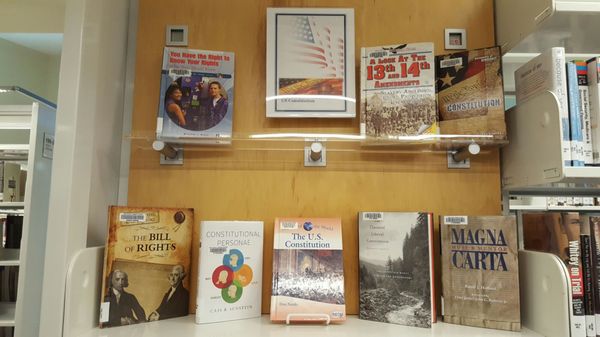 REDMOND LIBRARY - Updated October 2025 - 24 Photos & 64 Reviews - 15990 ...