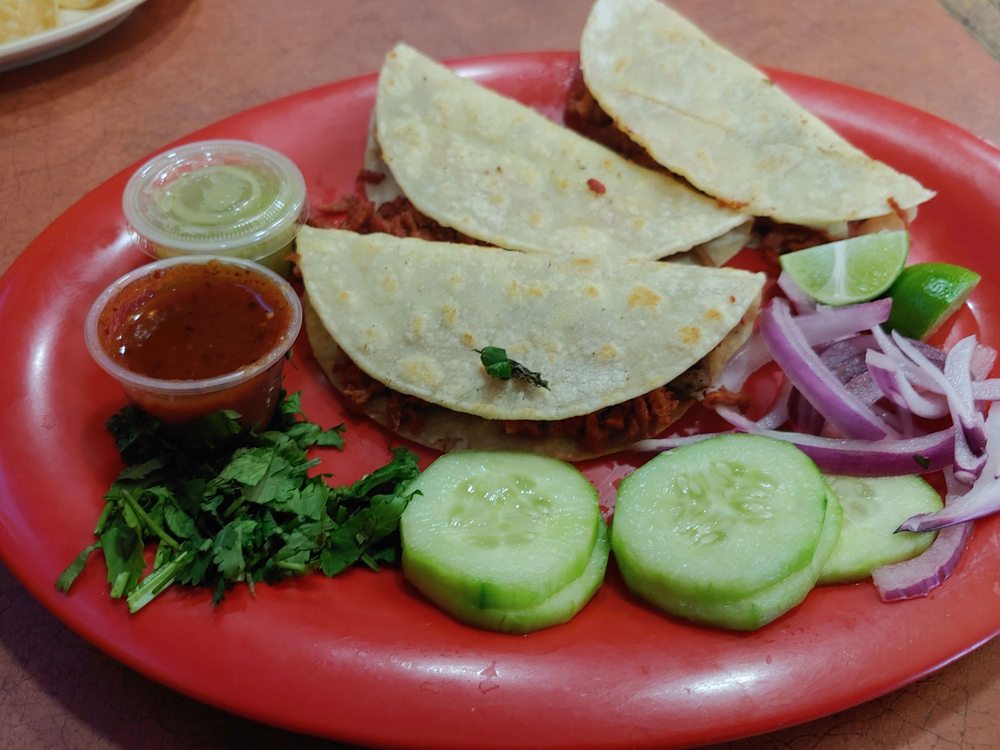 AJILLOS - 43 Photos & 56 Reviews - 611 E De La Rosa St, Del Rio, TX - Yelp
