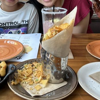 LAZY DOG RESTAURANT & BAR - Updated August 2024 - 607 Photos & 488 ...