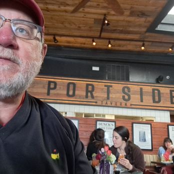 PORTSIDE TAVERN - Updated May 2025 - 145 Photos & 224 Reviews - 444 ...