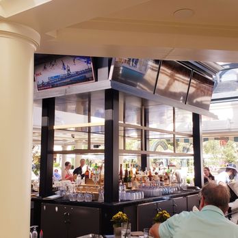 COMO POOLSIDE CAFÉ & BAR - TEMP. CLOSED - Updated December 2025 - 65 ...