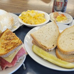 SHAPIRO’S DELICATESSEN - Updated January 2025 - 1308 Photos & 1022 ...