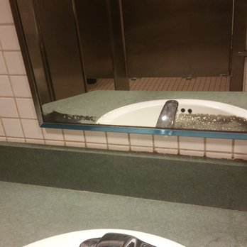 FORT GORDON COMMISSARY - Updated July 2024 - 12 Photos & 28 Reviews ...