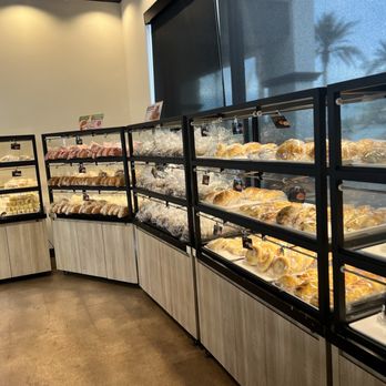 85°C BAKERY CAFE-CHANDLER - Updated January 2025 - 673 Photos & 192 ...