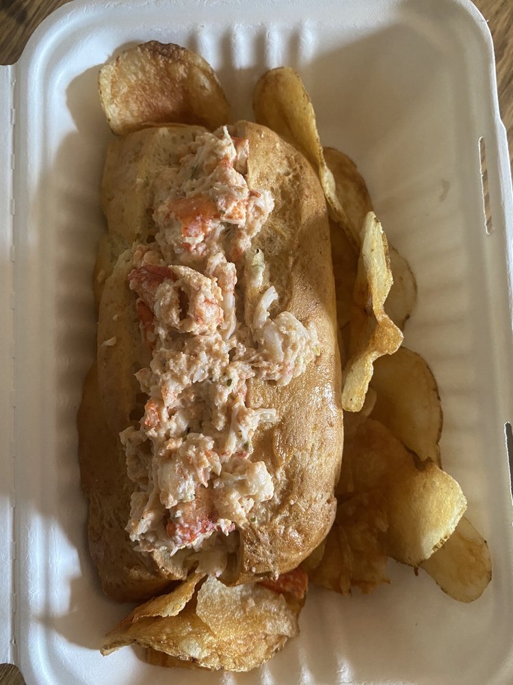 HAMMERHEADS FRESH ON LOCKE - Updated March 2024 - 140 Locke Street S ...