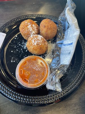 ROUND PIE PIZZA - FREEHOLD - Updated February 2025 - 31 Photos & 16 ...