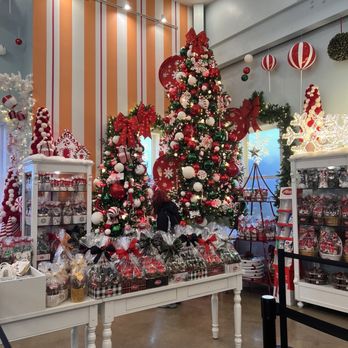 ALBANESE CONFECTIONERY - Updated July 2025 - 716 Photos & 394 Reviews ...