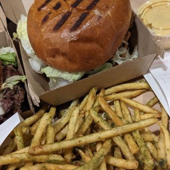 BIG MAX BURGER - Updated October 2024 - 69 Photos & 64 Reviews - 1935 ...