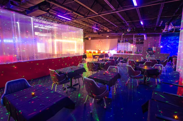 THE PENDULUM CLUB - 13 Photos & 22 Reviews - 14448 Hempstead Rd ...