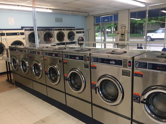 QUICK KLEEN LAUNDROMAT - Updated October 2025 - 40 Photos & 35 Reviews ...