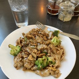 KATALIYA THAI HOUSE - 57 Photos & 60 Reviews - 7850 NE Bothell Way ...