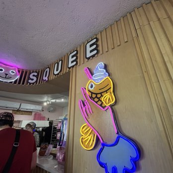 OMG SQUEE - Updated August 2025 - 981 Photos & 403 Reviews - 4607 Bolm ...