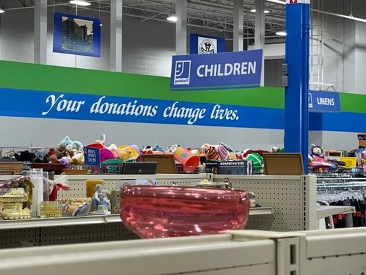 GOODWILL - Updated July 2025 - 13 Photos & 10 Reviews - 7114 Winchester ...