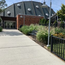 MIDDLE COUNTRY PUBLIC LIBRARY - 22 Photos & 15 Reviews - 101 Eastwood ...