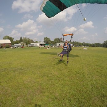 MIDWEST FREEFALL - Updated October 2025 - 67 Photos & 33 Reviews ...