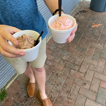 JONES HUMDINGER - Updated December 2025 - 40 Photos & 52 Reviews - 1441 ...