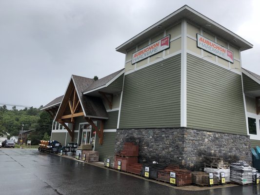 AUBUCHON HARDWARE - Updated September 2025 - 2010 Saranac Ave, Lake ...