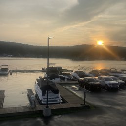 STONE WATER AT 3 PEAKS MARINA - Updated October 2025 - 428 Photos & 367 ...