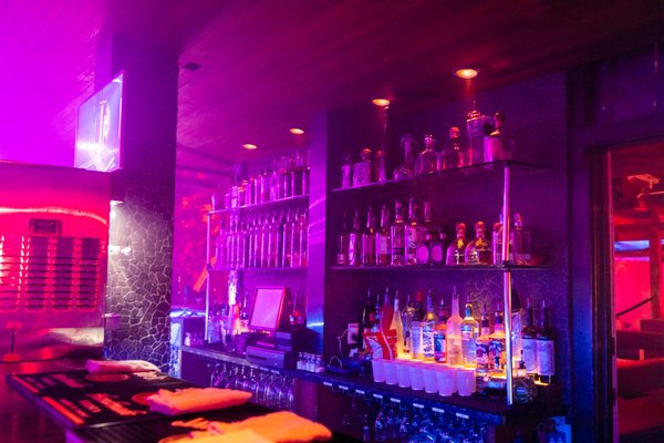 EOS LOUNGE - 91 Photos & 324 Reviews - Lounges - 500 Anacapa St, Santa ...