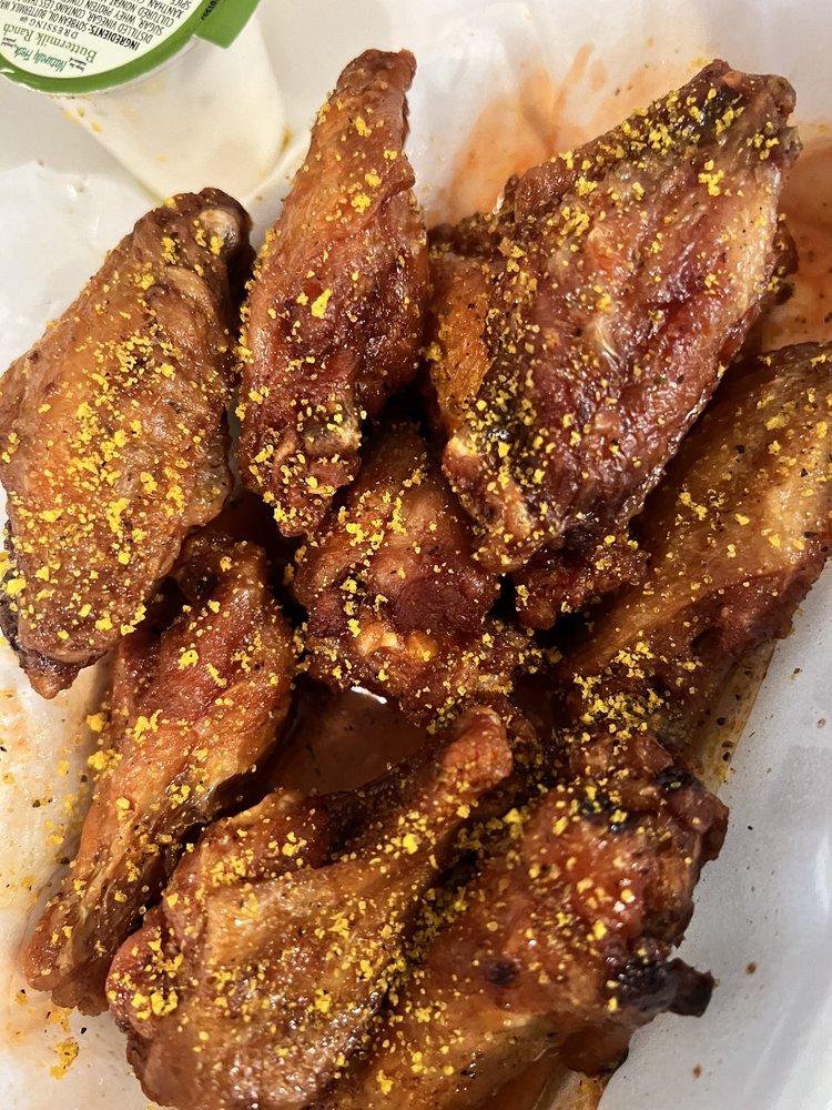 WINGS PLUS - Updated January 2026 - 50 Photos & 15 Reviews - 9531 Pkwy ...