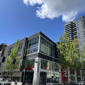 TARGET - Updated December 2025 - 284 Photos & 458 Reviews - 1401 2nd ...