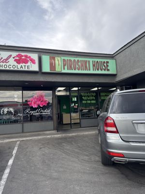 PIROSHKI HOUSE - Updated April 2025 - 99 Photos & 221 Reviews - 14053 ...