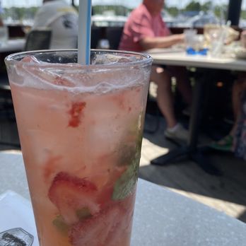 KETCH 22 - Updated November 2025 - 426 Photos & 398 Reviews - 7153 Lake ...