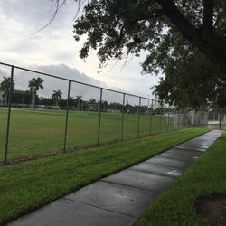 GULFVIEW MIDDLE SCHOOL - 10 Photos - 255 6th St S, Naples, Florida ...