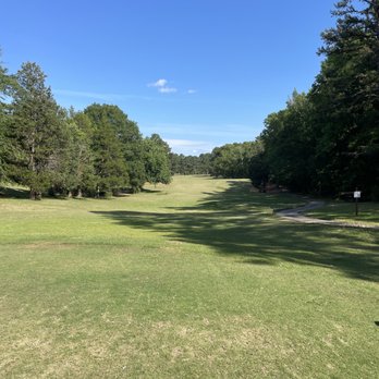 LINRICK GOLF COURSE - Updated December 2025 - 13 Photos - 356 Camp ...