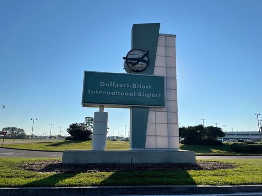 GULFPORT-BILOXI INTERNATIONAL AIRPORT - GPT - 95 Photos & 94 Reviews ...