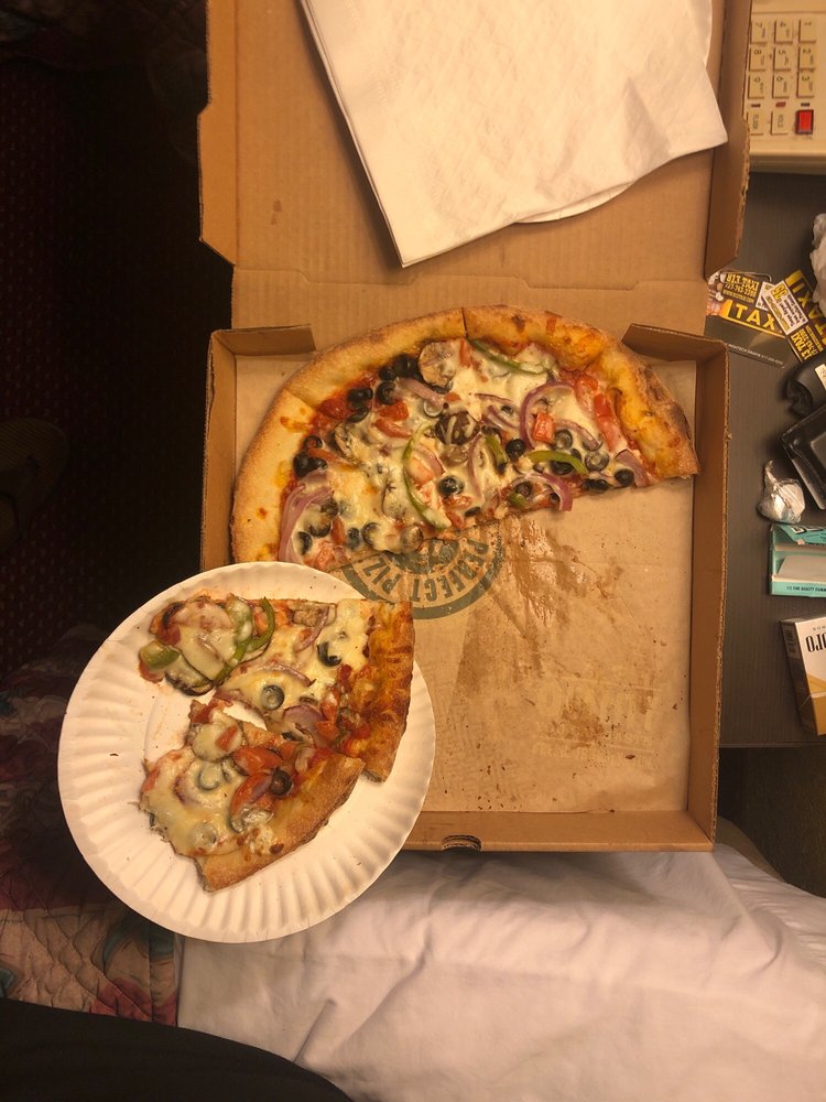 Flippers Pizzeria, Florida | Roadtrippers