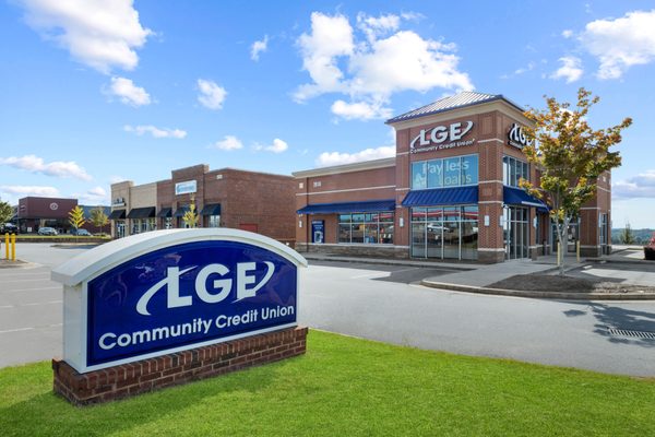 LGE COMMUNITY CREDIT UNION - Updated January 2026 - 2018 Cumming Hwy ...