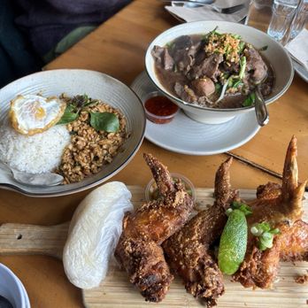 KIN LEN THAI NIGHT BITES - Updated May 2025 - 2654 Photos & 892 Reviews ...