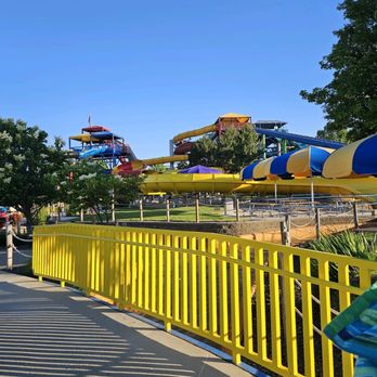 ROARING SPRINGS WATERPARK - Updated February 2025 - 92 Photos & 78 ...