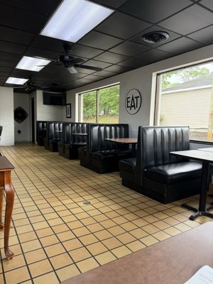 BESTO - Updated October 2025 - 33 Photos & 43 Reviews - 1606 N Main St ...