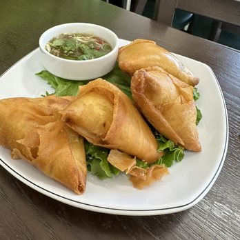 SIS CAFE - Updated December 2025 - 126 Photos & 54 Reviews - 1025 N ...