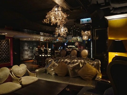 DADA BAR + LOUNGE - Updated July 2025 - 29 Photos - 金巴利道39號帝樂文娜公館, Hong ...