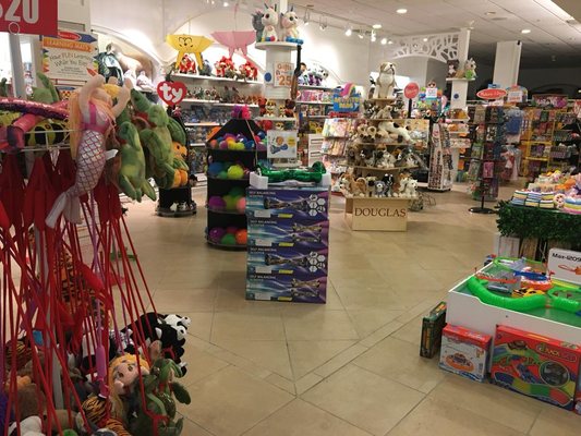 TOY ISLAND - Updated October 2025 - 13 Photos - 2000 Coastal Grand Cir ...