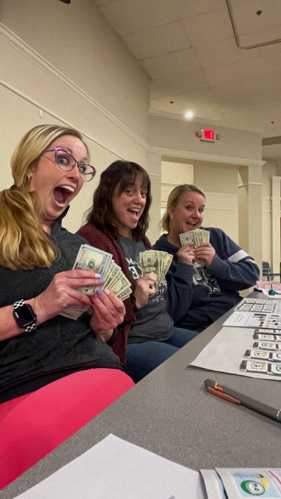 BANDWAGON BINGO HALL - Updated January 2026 - 17 Photos - 2151 Lemay ...