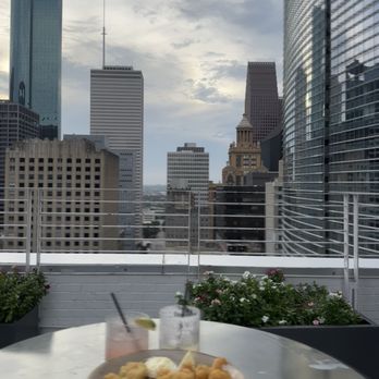 Z ON 23 ROOFTOP - Updated October 2024 - 220 Photos & 263 Reviews ...