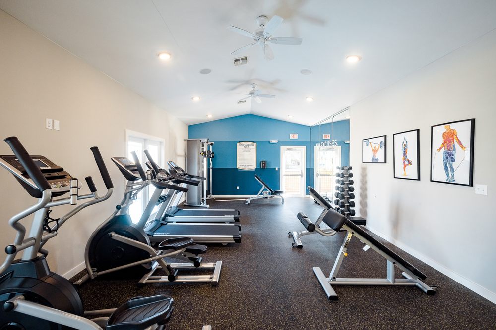 LARK APARTMENTS - Updated June 2026 - 16 Photos & 10 Reviews - 1401 ...