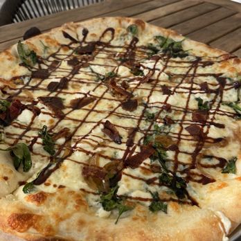 FREDA’S - Updated March 2025 - 184 Photos & 143 Reviews - 233 E High St ...