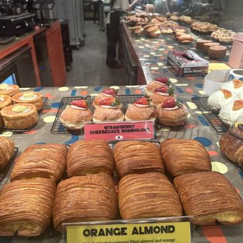 UNREGULAR BAKERY - Updated July 2024 - 169 Photos & 57 Reviews - 124 ...