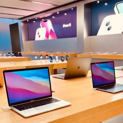 APPLE - NEW YORK - Updated October 2025 - 231 Photos & 474 Reviews ...