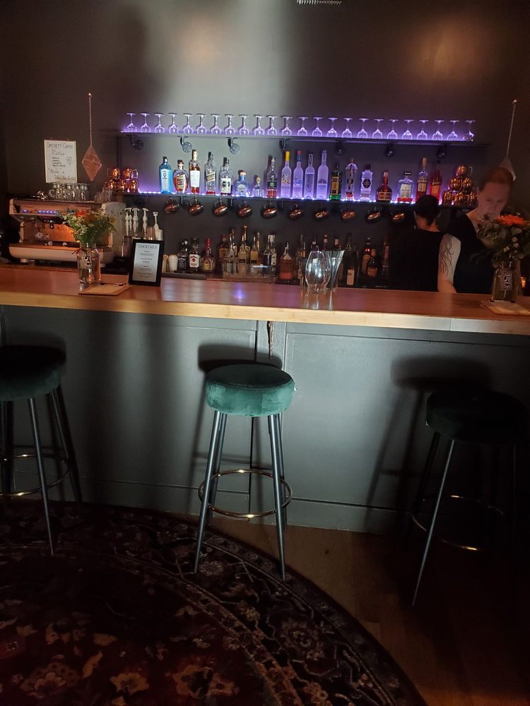 THE 1206 - 1206 Main Ave, Crete, Nebraska - Wedding Planning - Phone ...