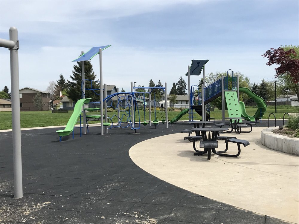 PACIFIC PARK - Updated May 2026 - 2163 Shadylane Dr, Springfield ...