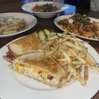 JACK’S RESTAURANT & BAR - Updated June 2024 - 2081 Photos & 1375 ...